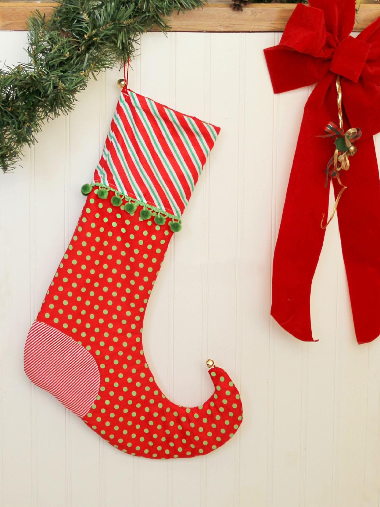 DIY Christmas Stocking Patterns and Ideas • Picky Stitch