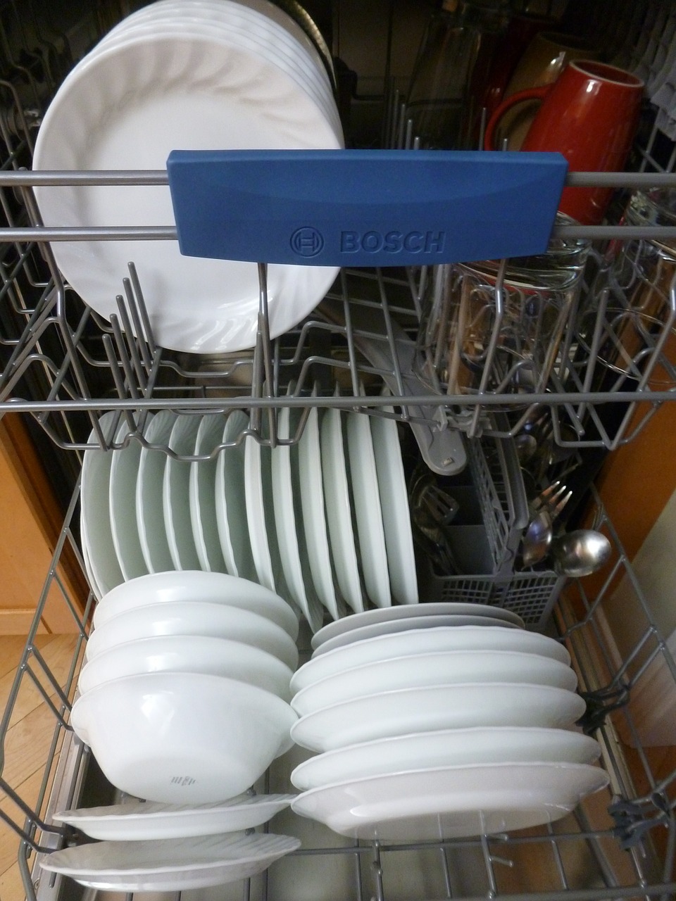 8 Things You can Do to De-Clutter Your Kitchen Right Now • Picky Stitch