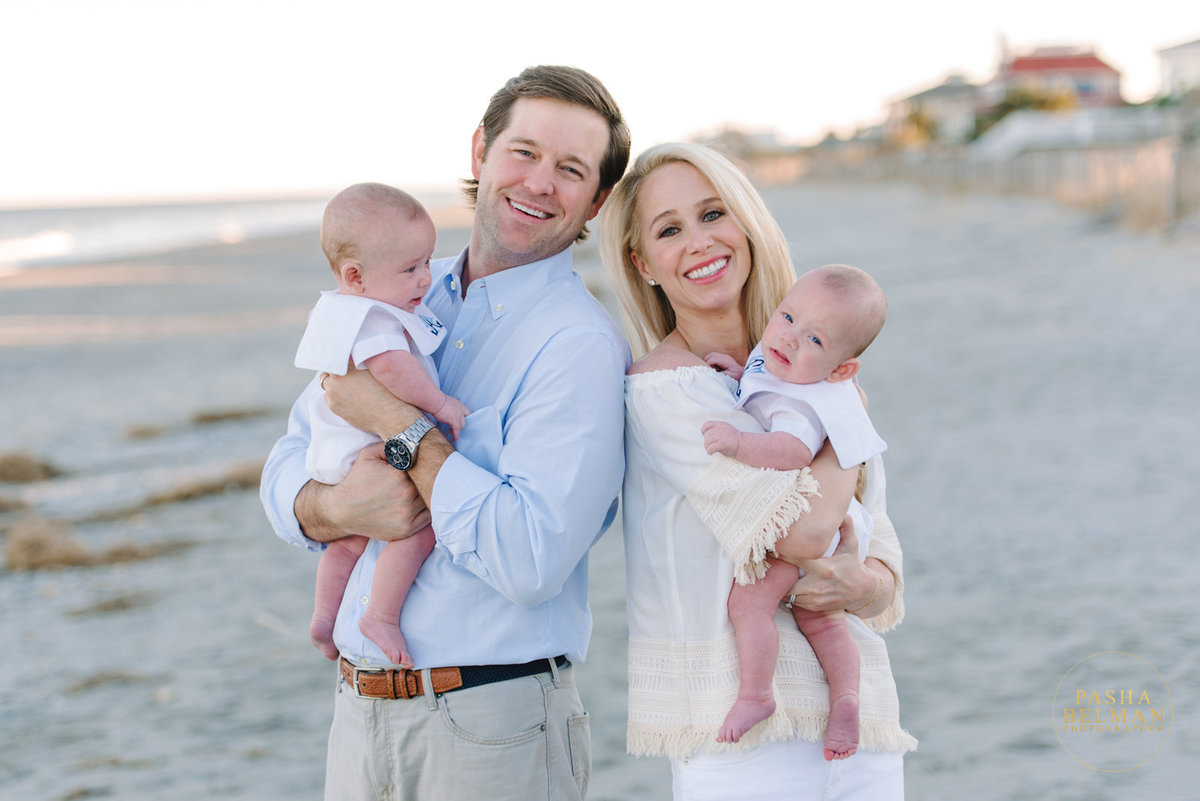 Family Photo Hacks: Family Pictures - Family - Pickystitch.com